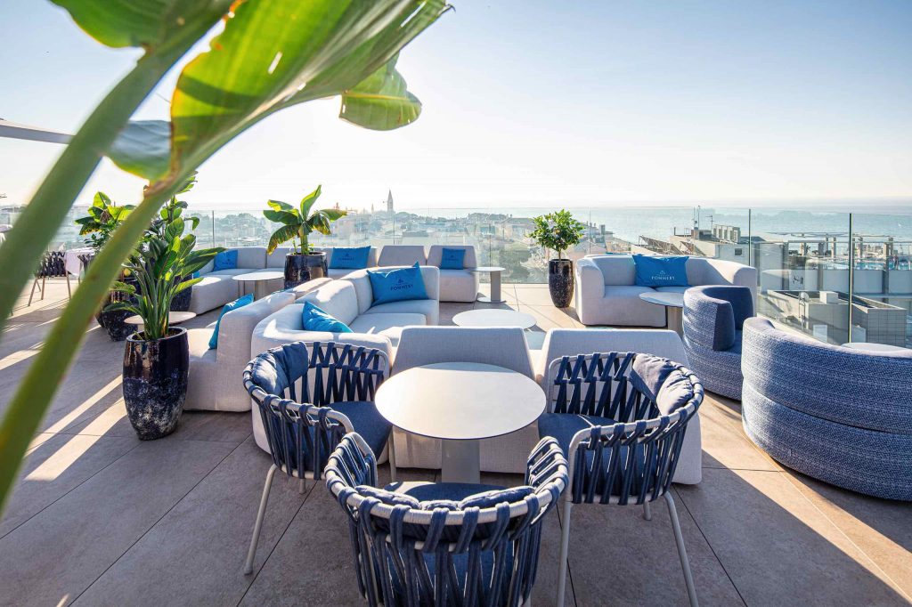 Sky Bar 360° – by Pommery – The One